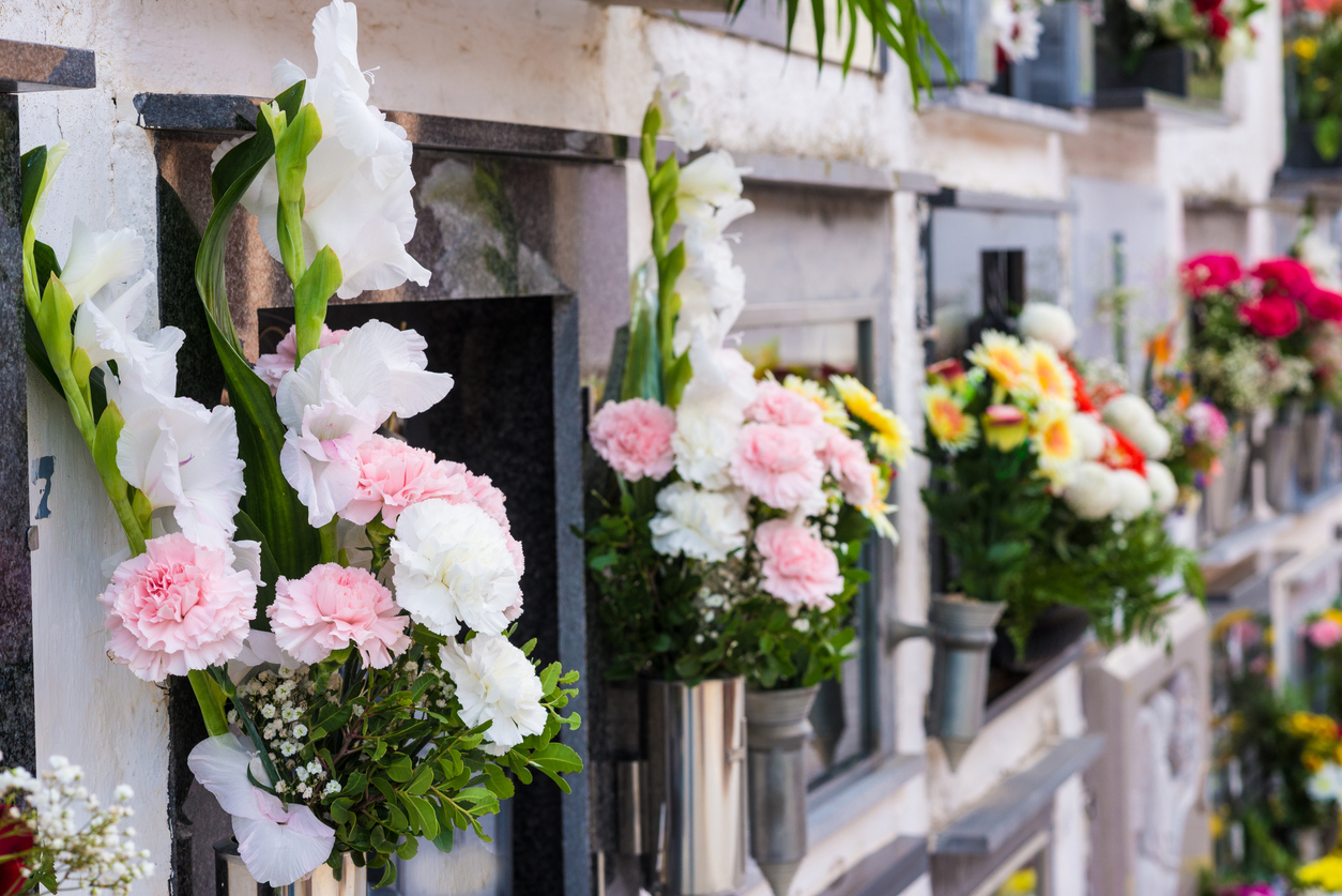 Acquisto loculo cimiteriale, come fare? – Taffo